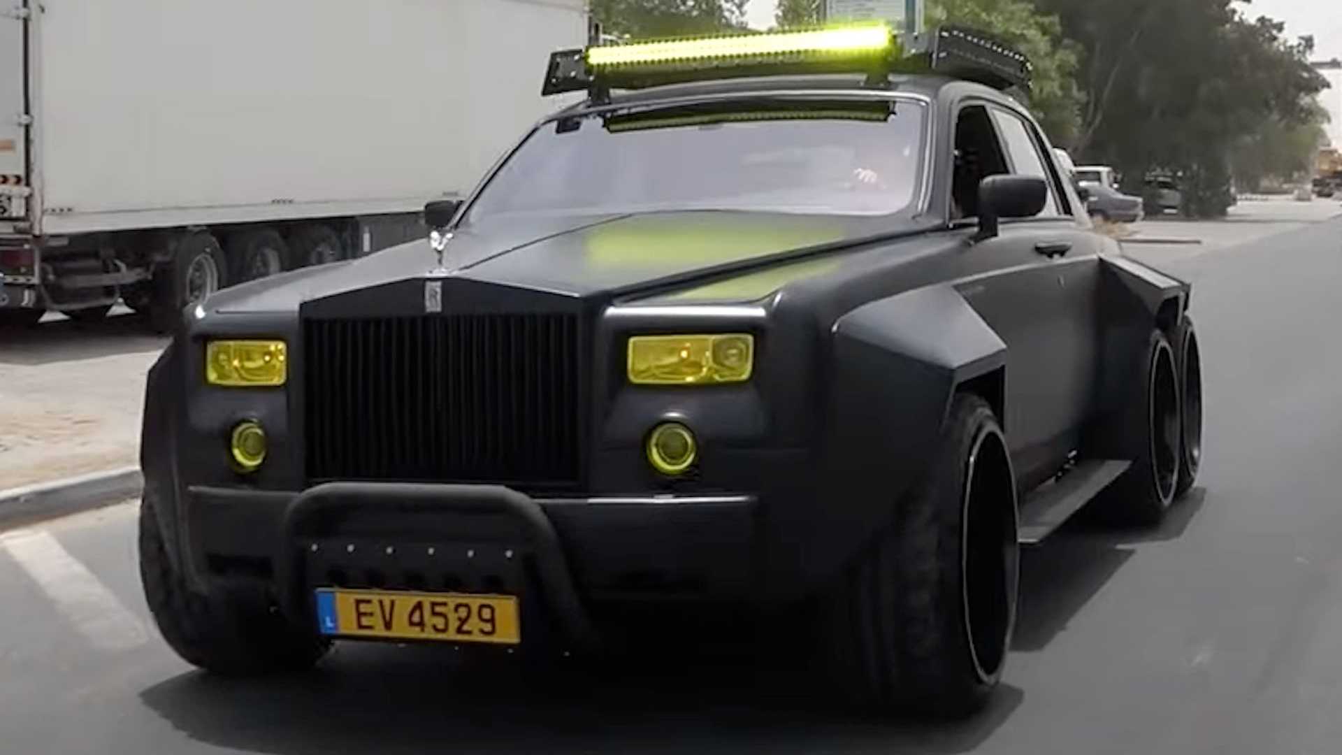 Not The Usual One! World's First 6X6 Rolls Royce Phantom